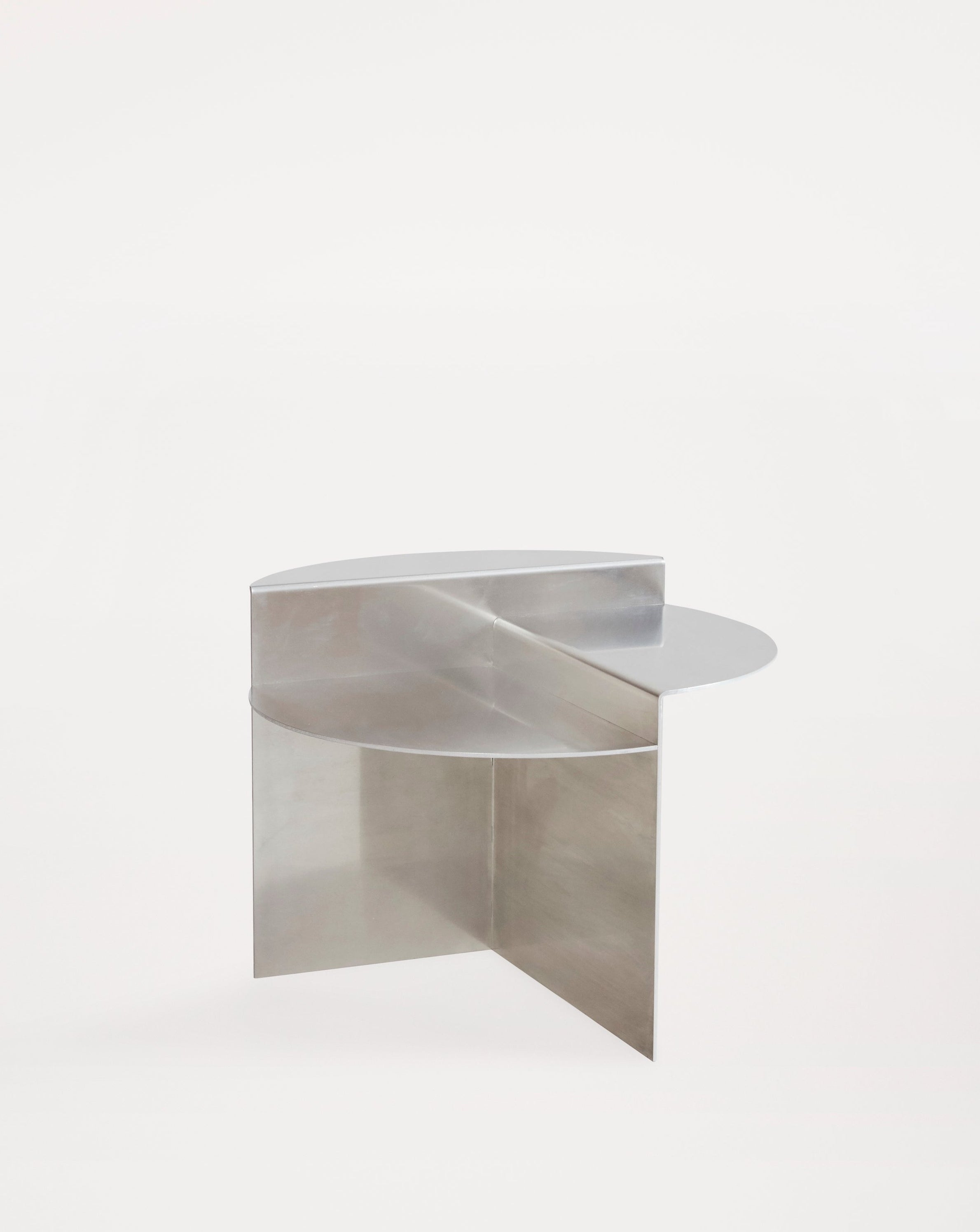 Rivet Side Table | FRAMA – Oski and Lottie
